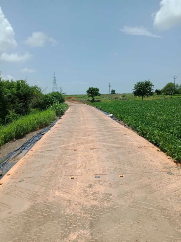 Heavy duty plate Giant - loadable over 200 tons | LuxTek GmbH